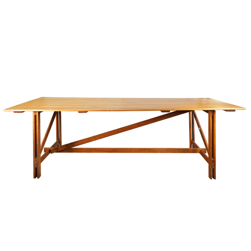 Rimu Table - Mardigras Events